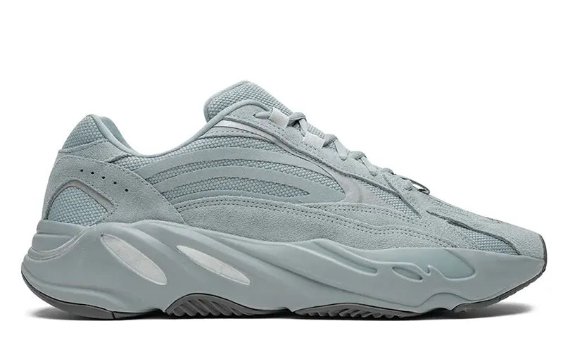 ADIDAS YEEZY BOOST 700 V2 HOSPITAL BLUE – Concept R